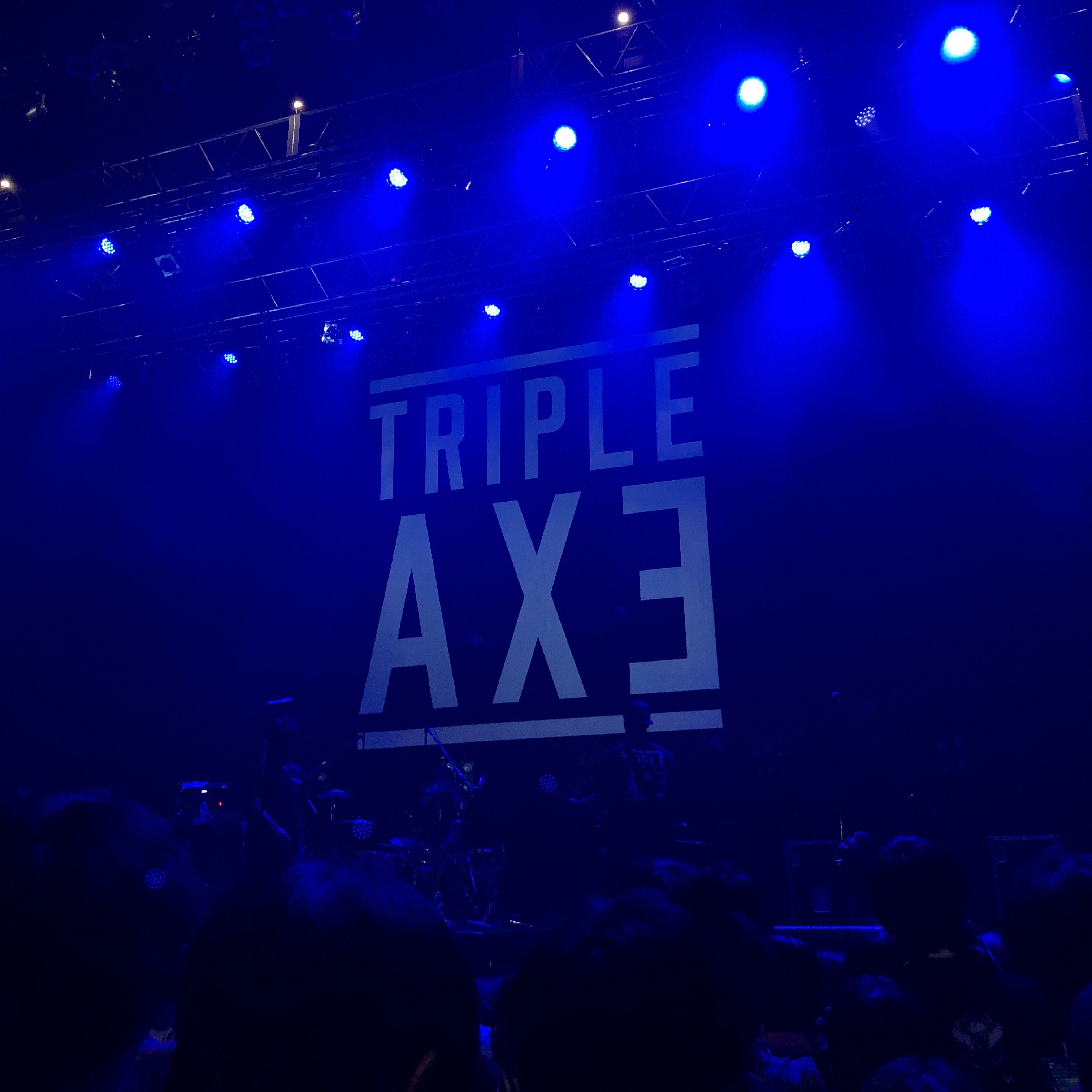 TRIPLE AXE “THE LAST TOUR”に行って来ました | 福岡市のコワーキングスペース,シェアオフィス | ヨカラボ天神スタッフブログ